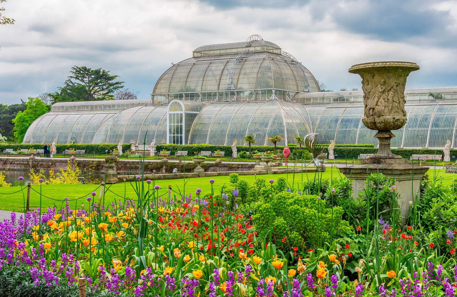 Top 20 World's Most Beautiful Gardens
