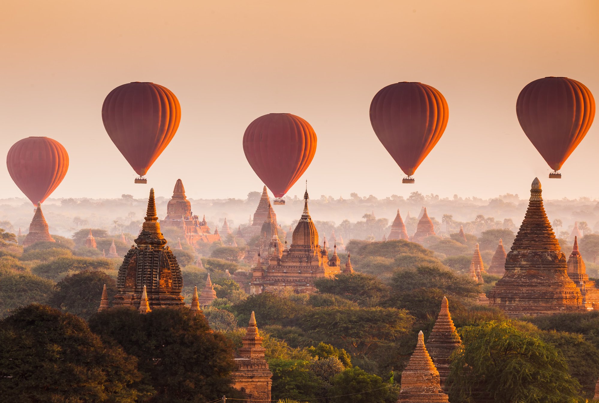 10 Best Hot Air Balloon Destinations Around the World